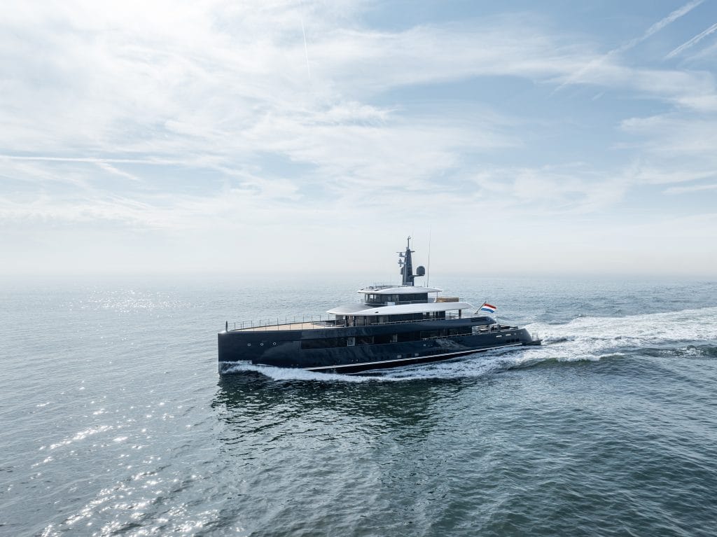 B - 59.50m luxury motor yacht | Feadship